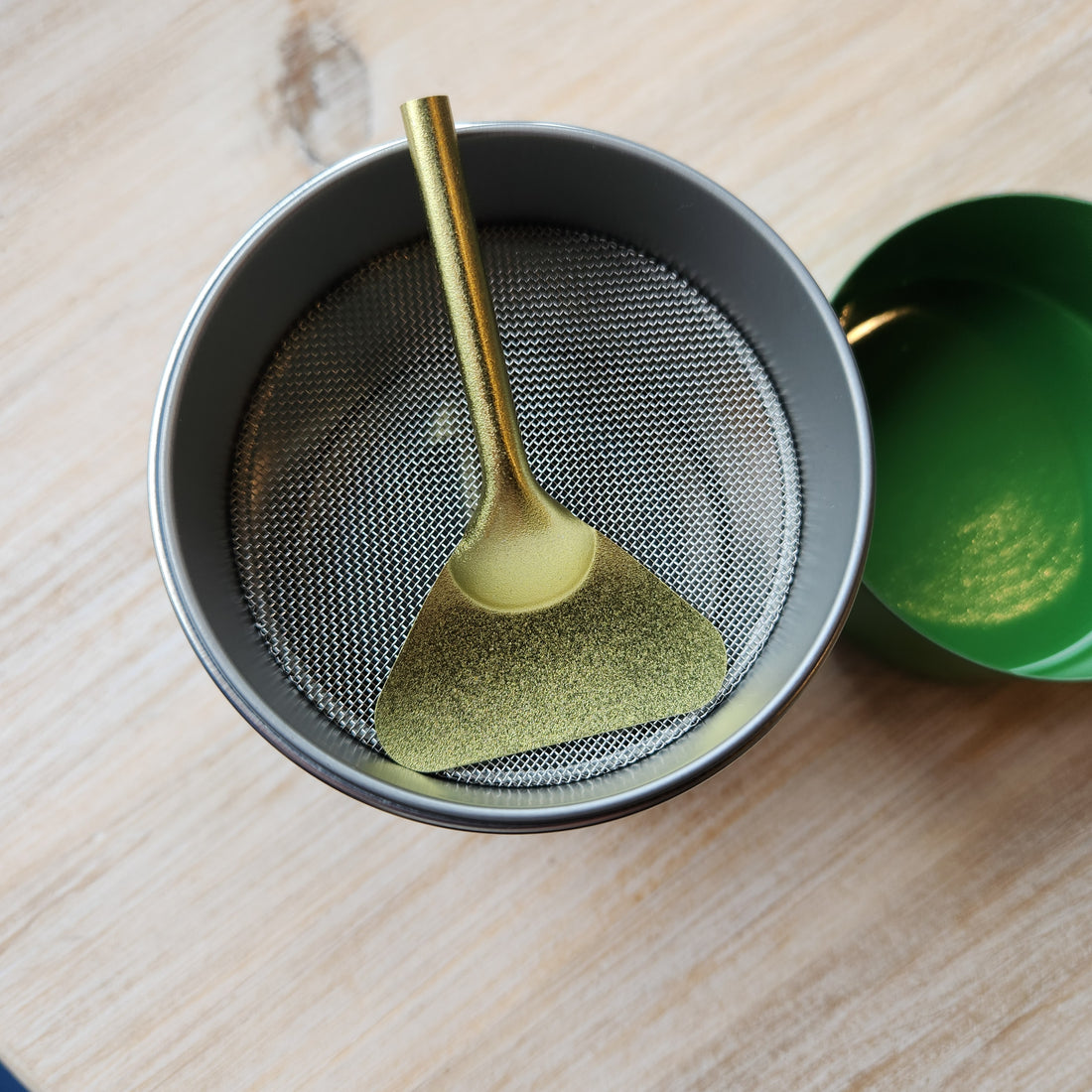 Matcha Container with Sifter – Suraj Spices & Teas